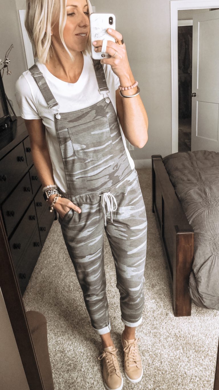 How to Style Overalls - The Haute Homemaker