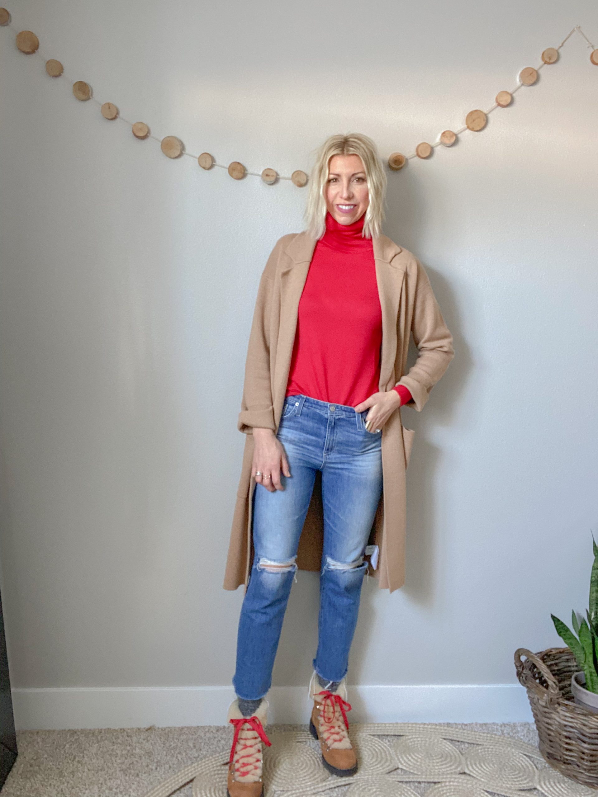 How To Wear Socks with Cropped Pants - The Haute Homemaker