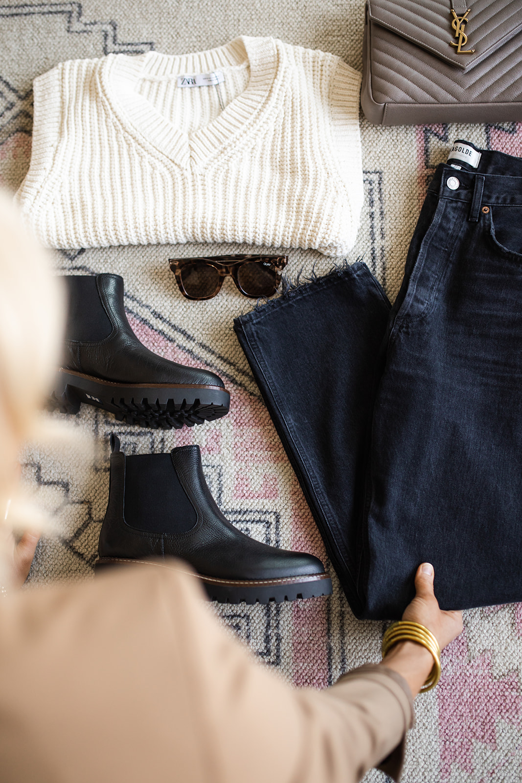 How To Dress Expensive On A Budget - The Haute Homemaker